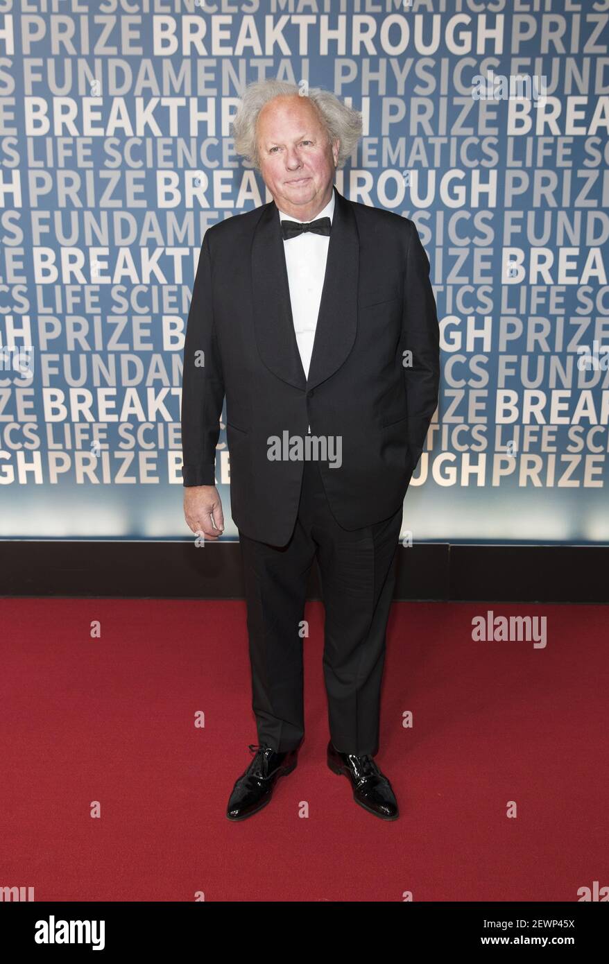 MOUNTAIN VIEW, CA - December 4 - Graydon Carter attends 2017 ...