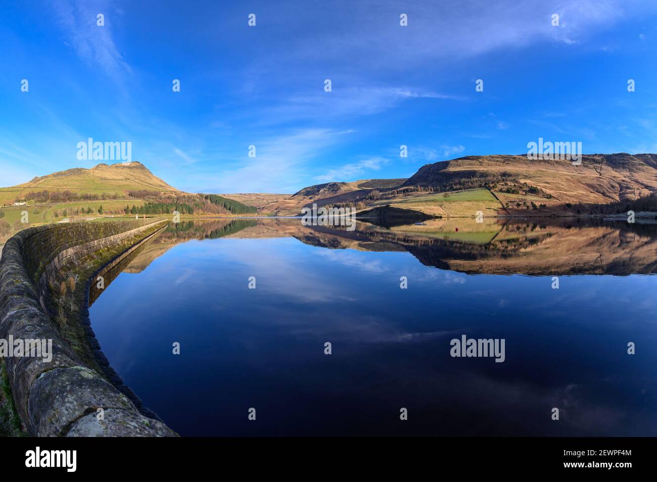 Dovestone Reservoir, Oldham Stock Photo - Alamy