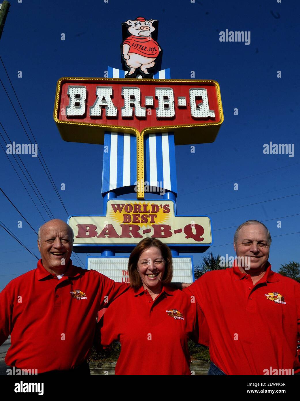 From left, family members Lloyd Bessinger, Debbie Bennett and Paul ...