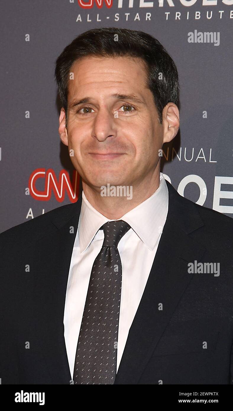 John Berman attends the 10 Annual CNN Heroes: An All-Star Tribute on ...