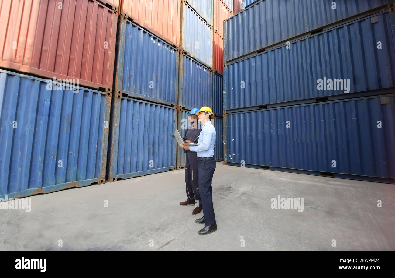 supervisor checking and control loading Containers box from Cargo at ...