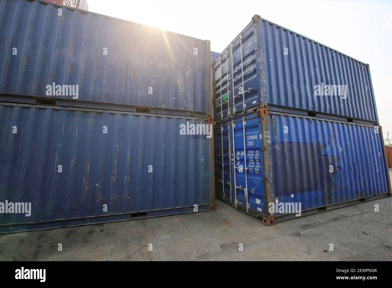 supervisor checking and control loading Containers box from Cargo at ...