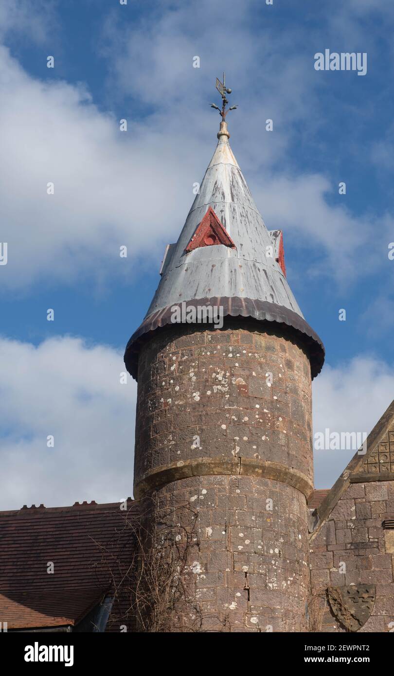 Victorian gothic design architecture hi-res stock photography and ...