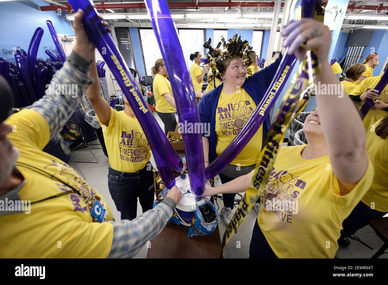 New York Times Square Alliance balloon technician volunteers inflate ...