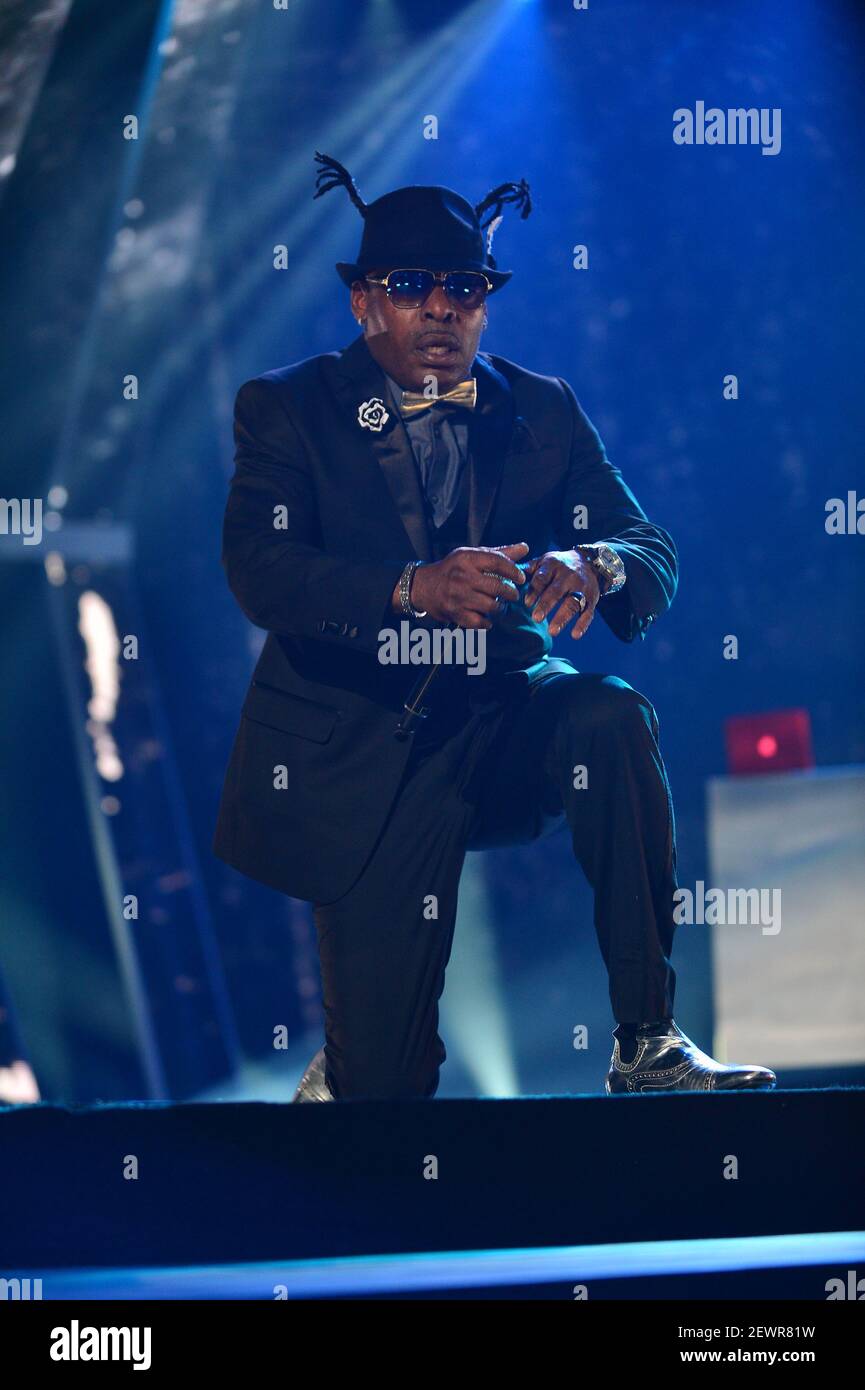 MIAMI, FL - DECEMBER 31: Coolio performs during Pitbull's New Year's ...