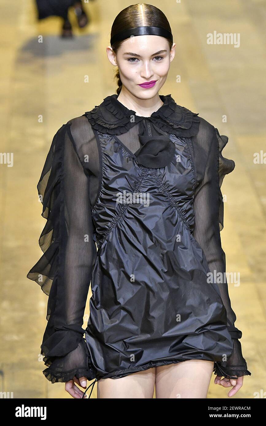 Model walks on the runway during the H&M Fashion Show at FW17 held in ...