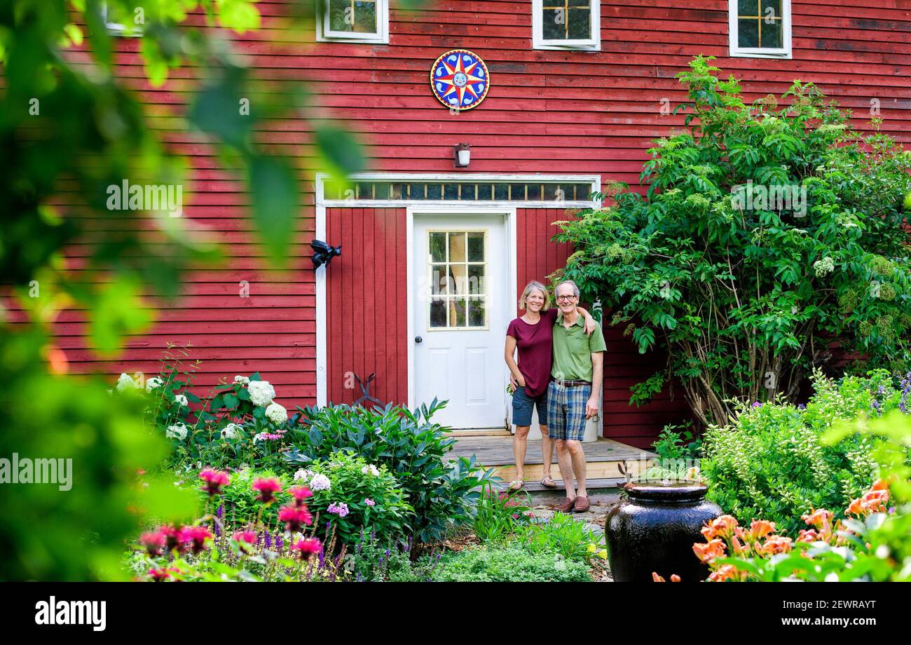 Gardener Lisa Moran and her husband, Peter Rekow, in one of their ...