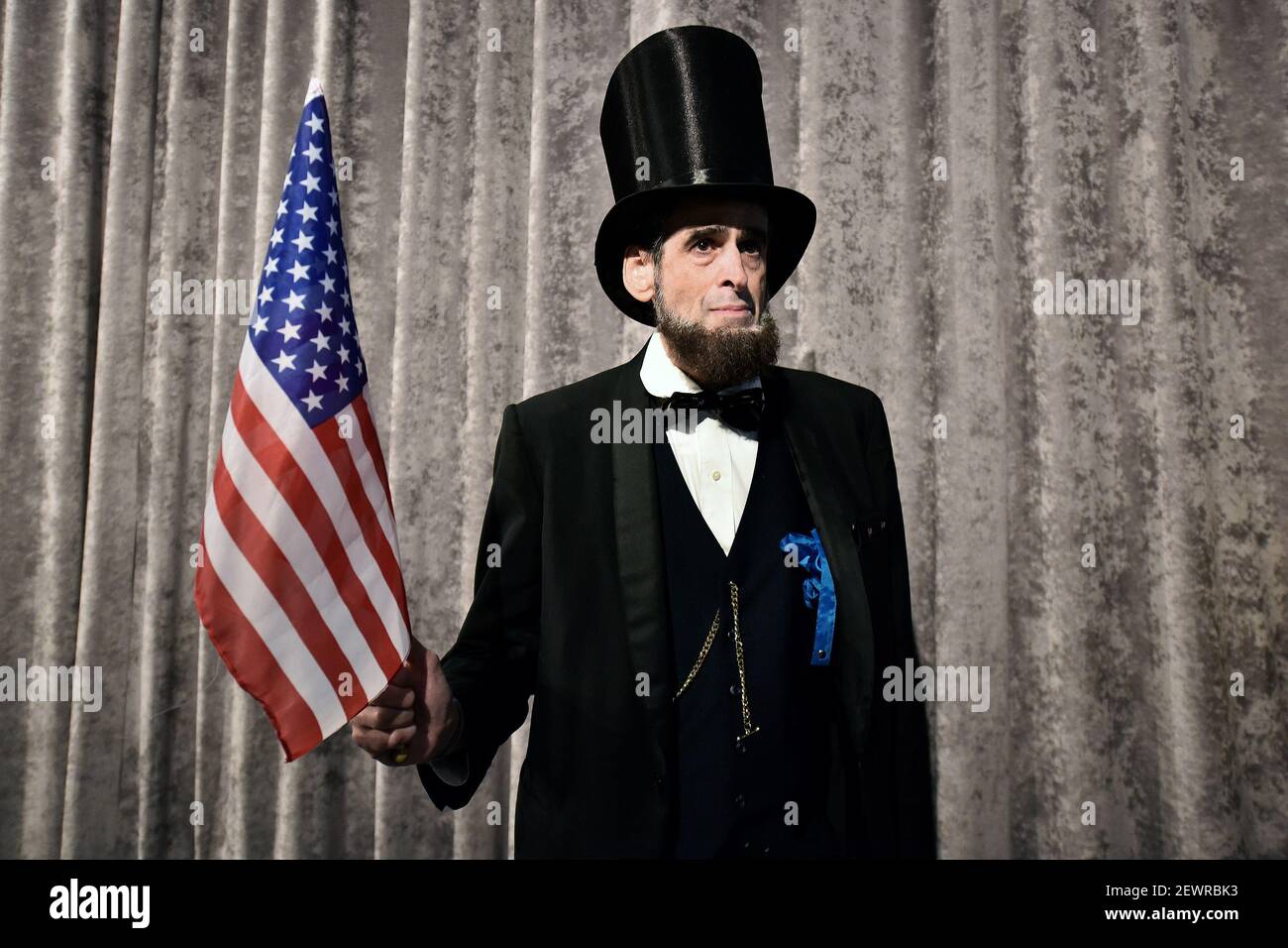 Gary Rissman, a President Abraham Lincoln historical impersonator ...