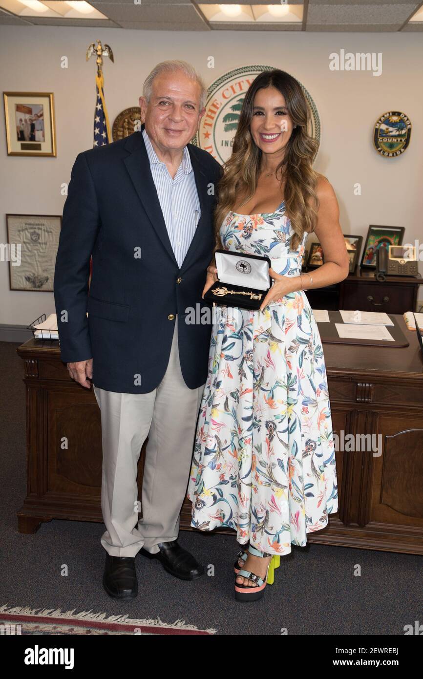 Miami mayor tomas hi-res stock photography and images - Alamy