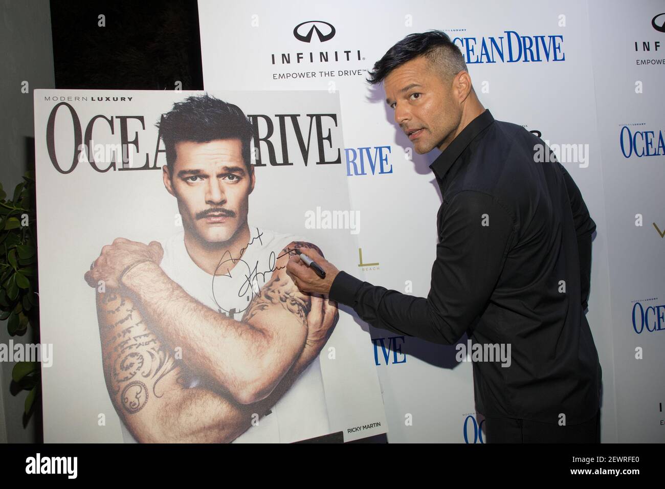 MIAMI BEACH, FL - OCTOBER 10: Ricky Martin attends a benefit for ...