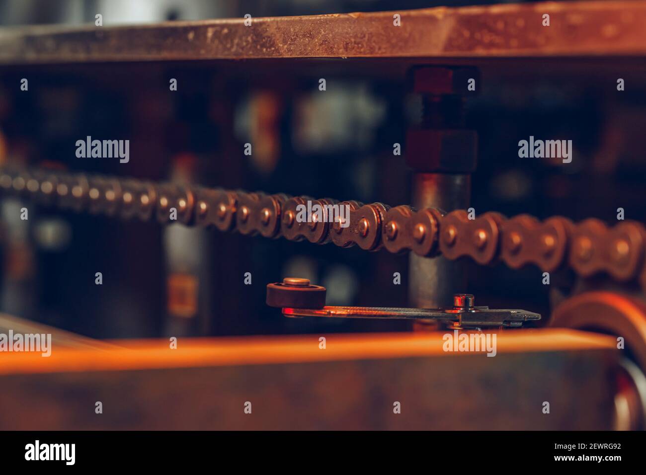 Metal chain of conveyor belt on production line on cable factory Stock ...