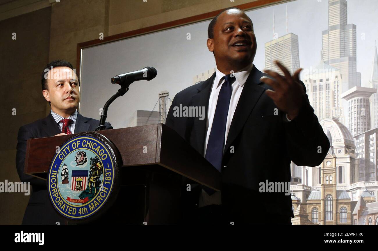 Black Caucus Chairman Aldermen Roderick Sawyer, right, speaks on March ...