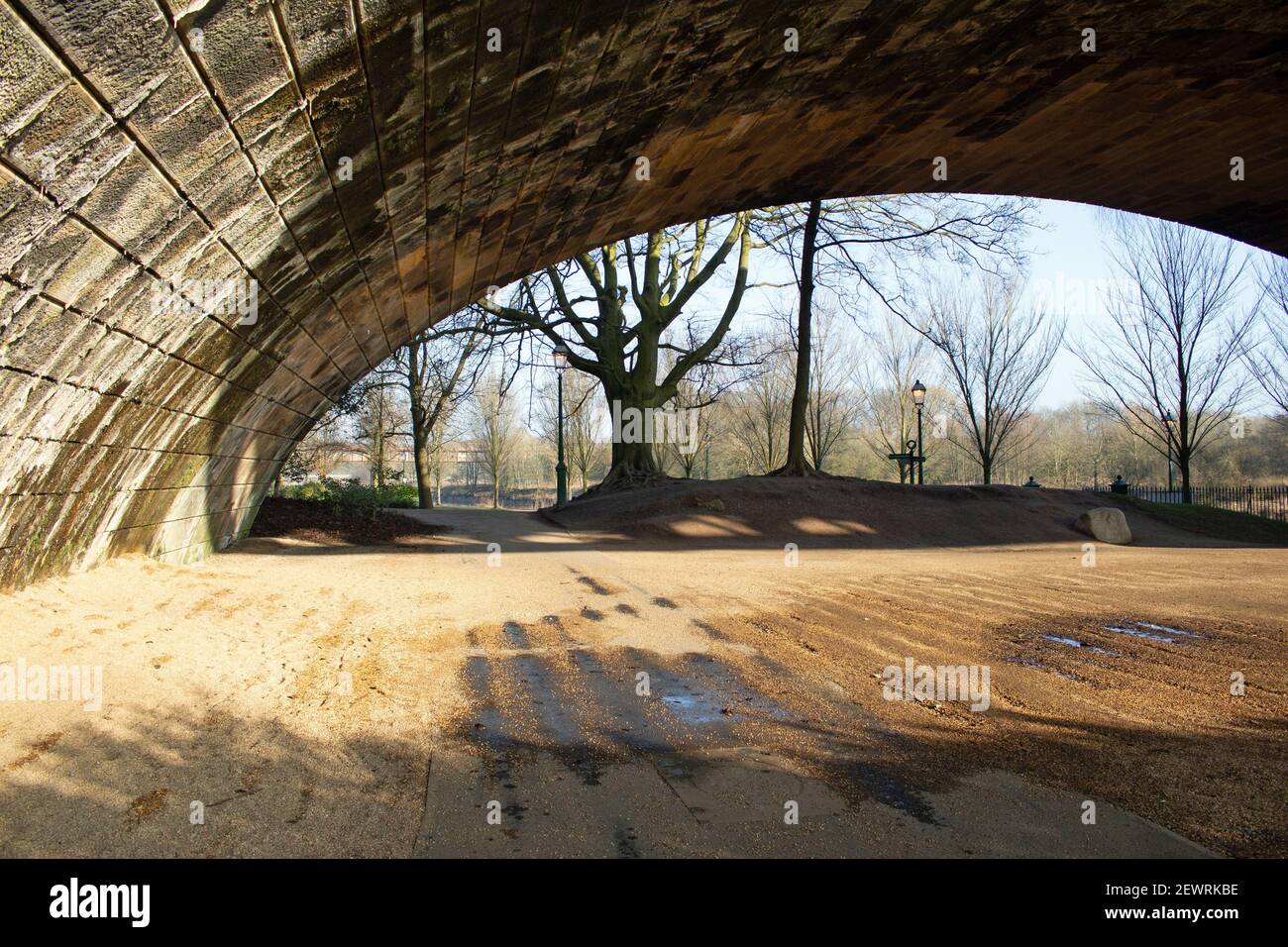 Preston main line rail bridge over the River Ribble Stock Photo - Alamy