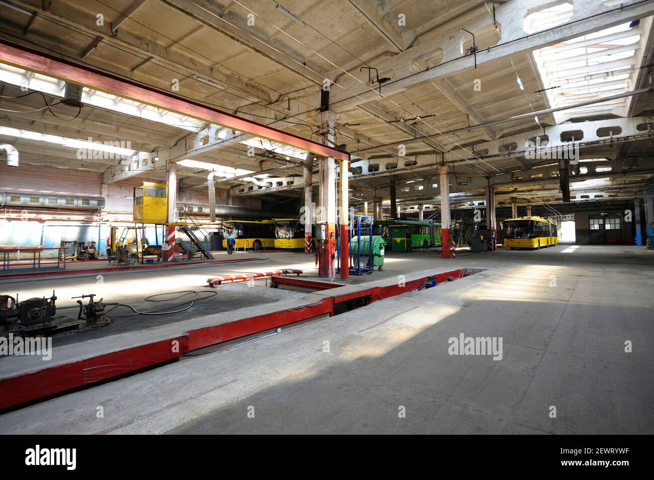 Bus station interior hi-res stock photography and images - Alamy