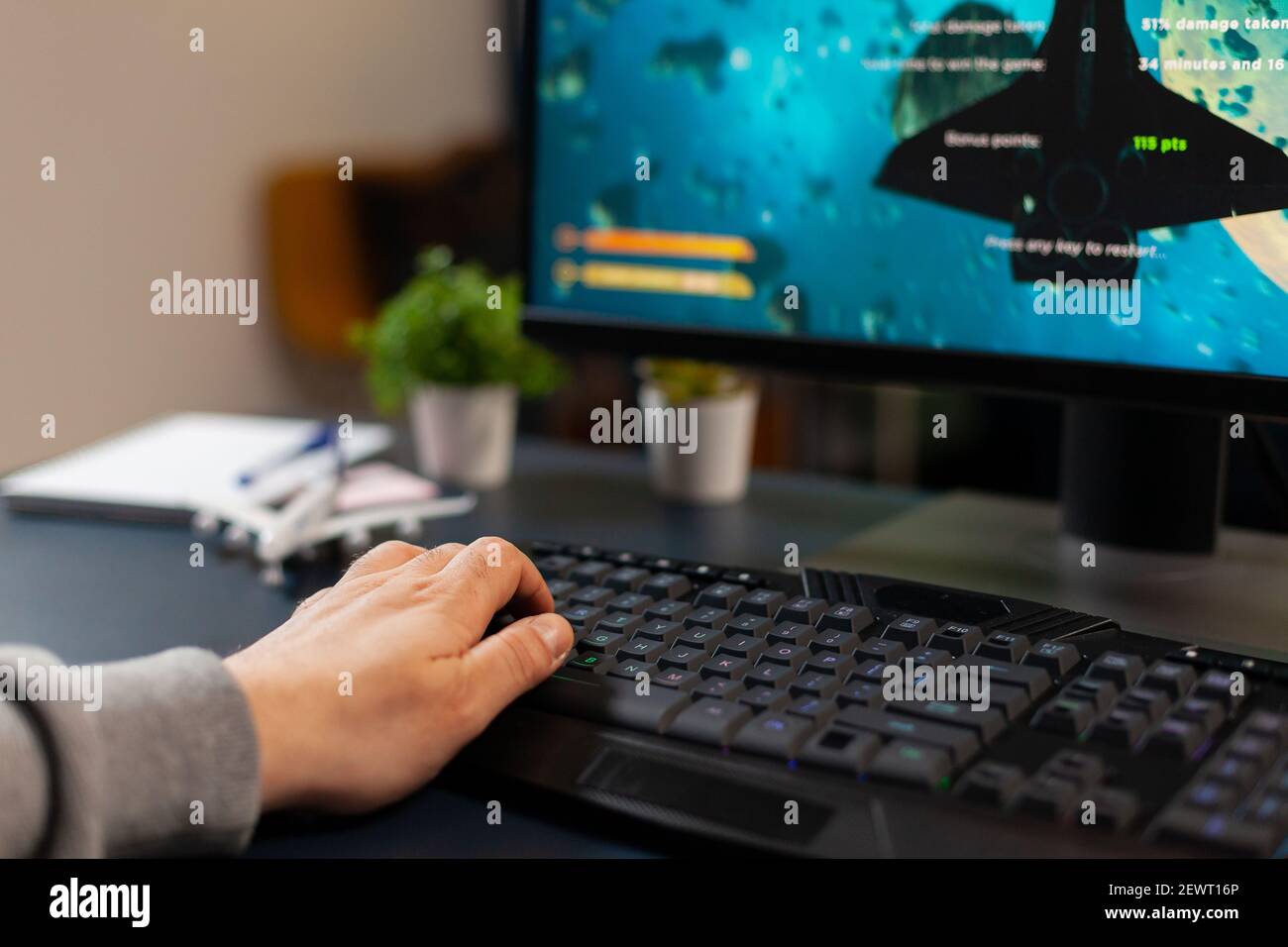 Using video player hi-res stock photography and images - Alamy