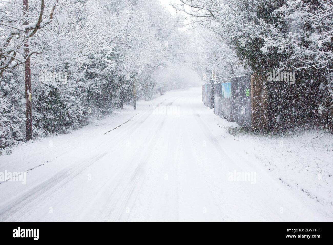 Hampshire in snowy conditions hi-res stock photography and images - Alamy
