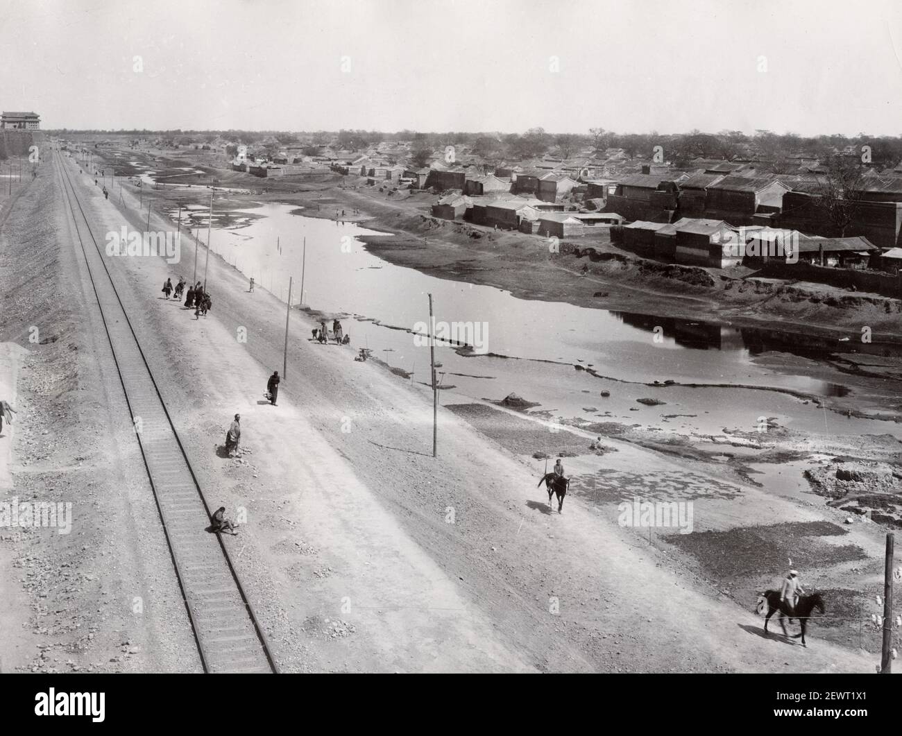 China train 19th century hi-res stock photography and images - Alamy
