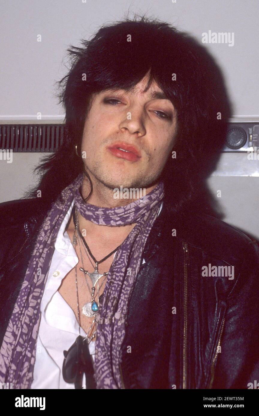 Roger Ericson of The Throbs during a photoshoot in a hotel. London ...