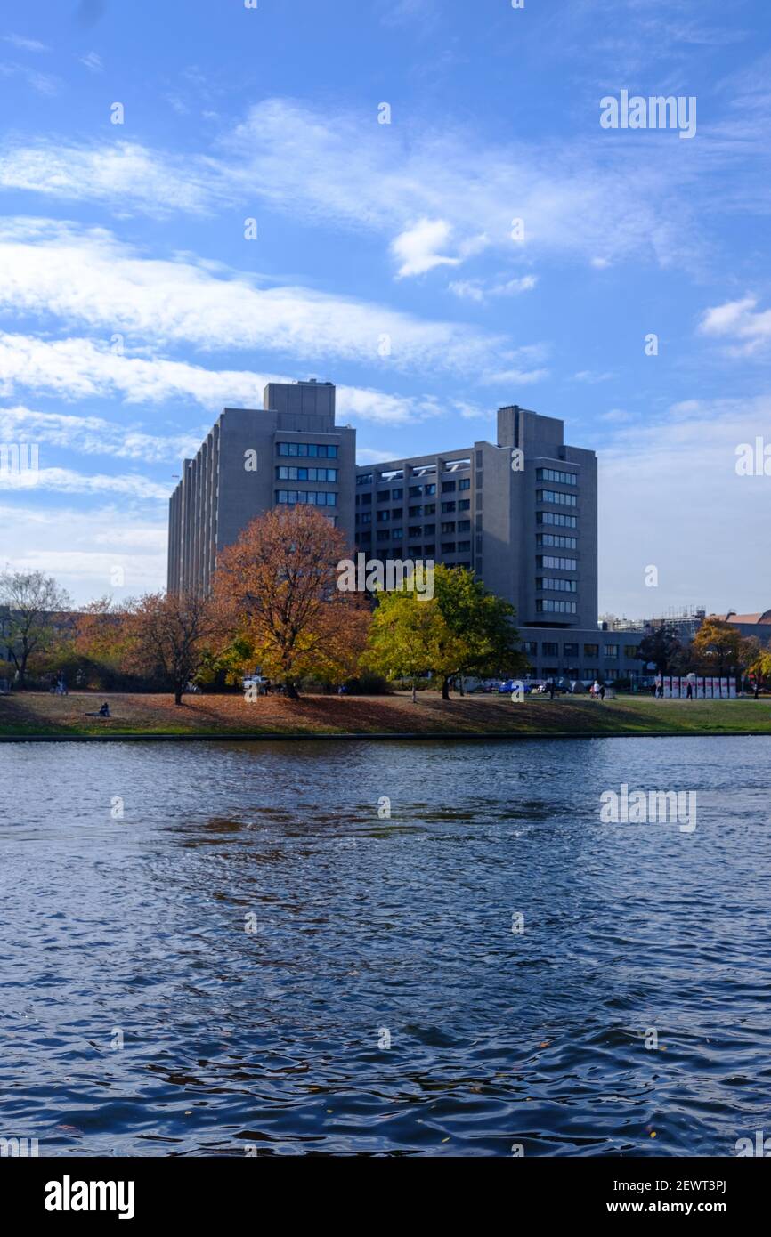 Beautiful hospital building hi-res stock photography and images - Alamy