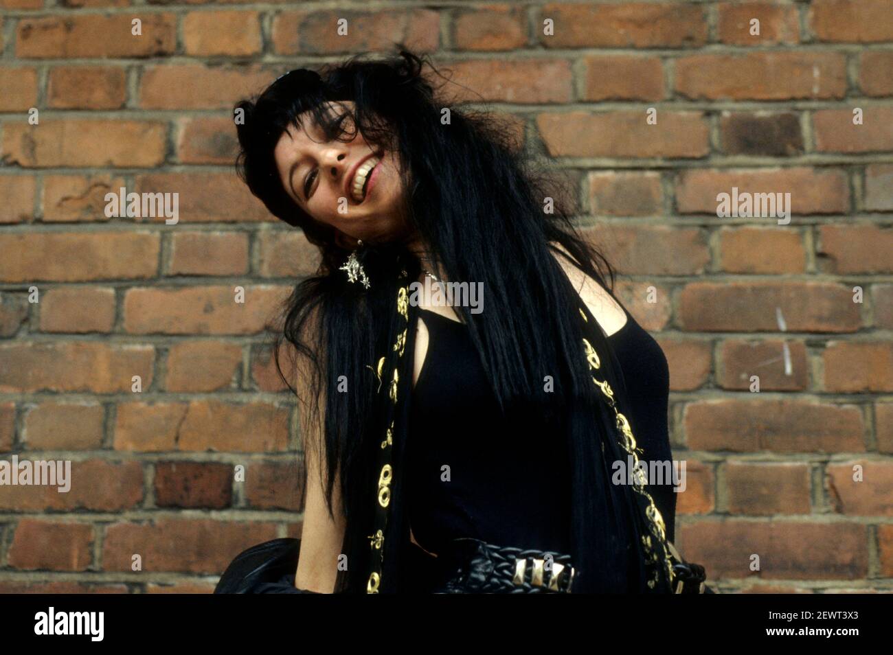 Ann Boleyn from Hellion during a photoshoot. London, 09/12/1990 | usage ...
