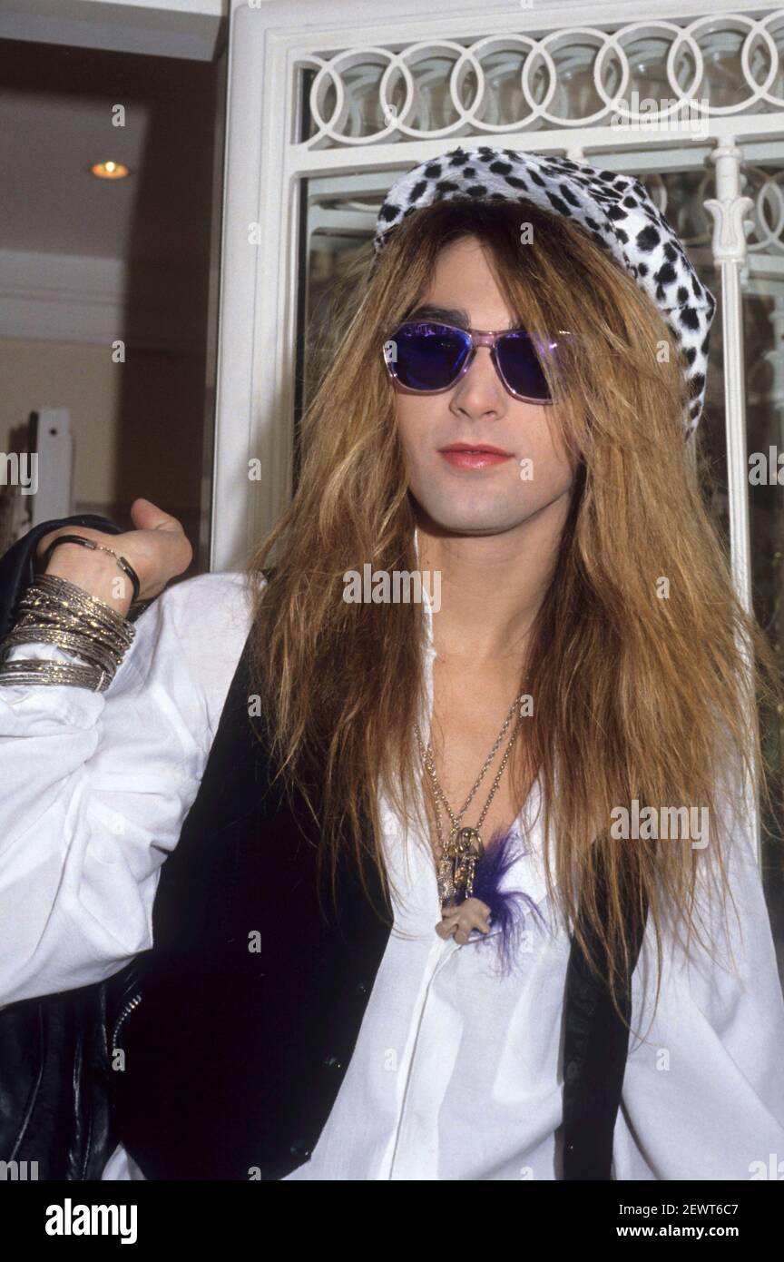 Vik Fox of Enuff Z'Nuff at a photoshoot at the Columbia Hotel. London ...