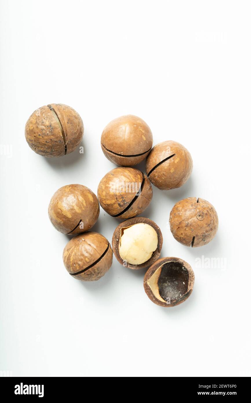 A bunch of delicious macadamia nuts Stock Photo - Alamy