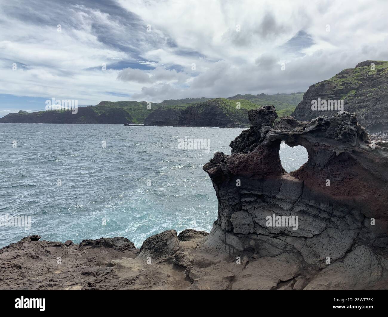 Maui heart rock hi-res stock photography and images - Alamy