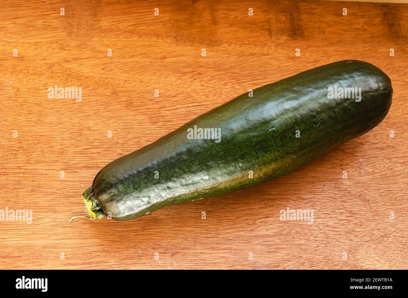 Long courgette zucchini cucurbita pepo hi-res stock photography and ...