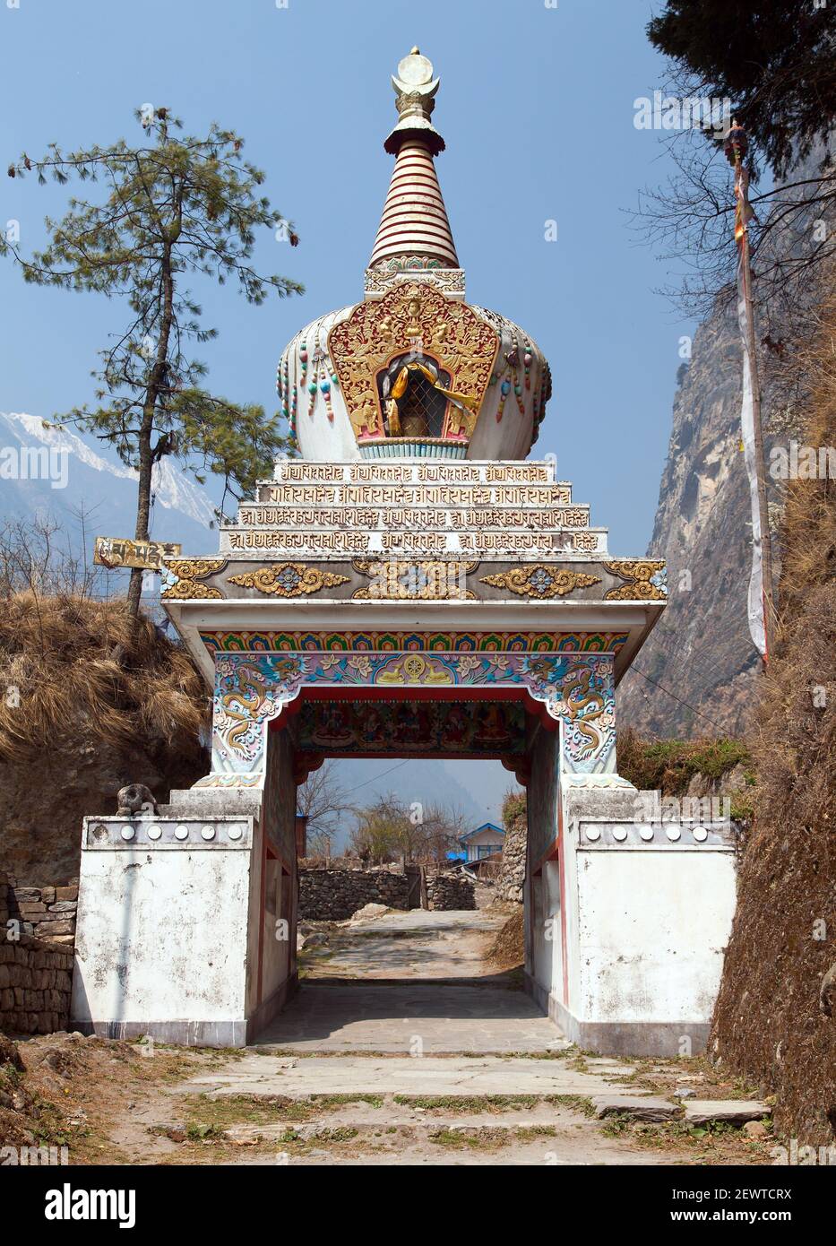 Tibetan stupa gate hi-res stock photography and images - Alamy
