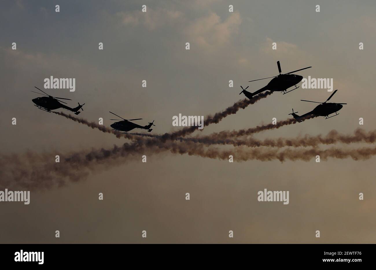 Sri lanka air force helicopter hi-res stock photography and images - Alamy