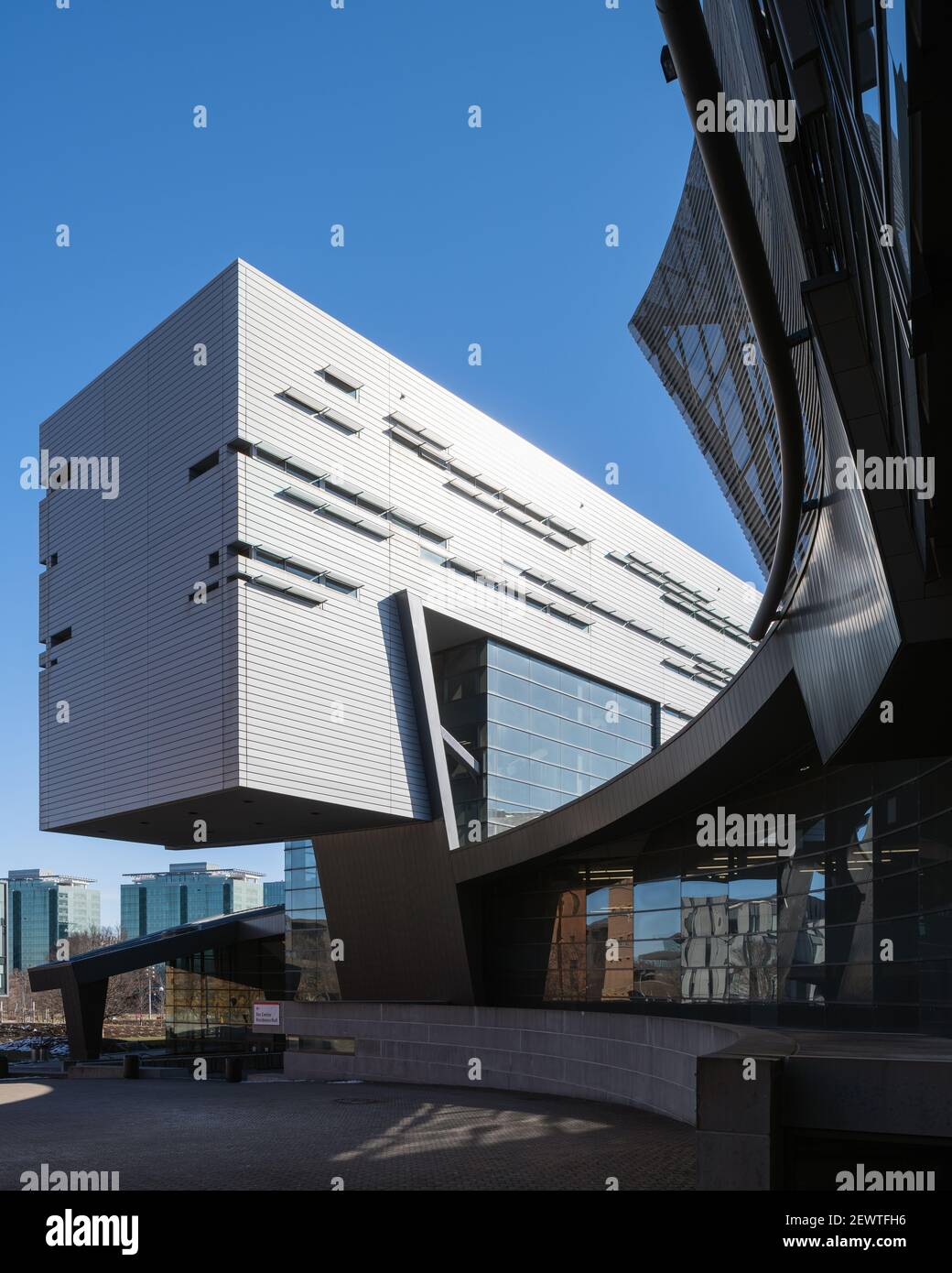Residence hall hi-res stock photography and images - Alamy