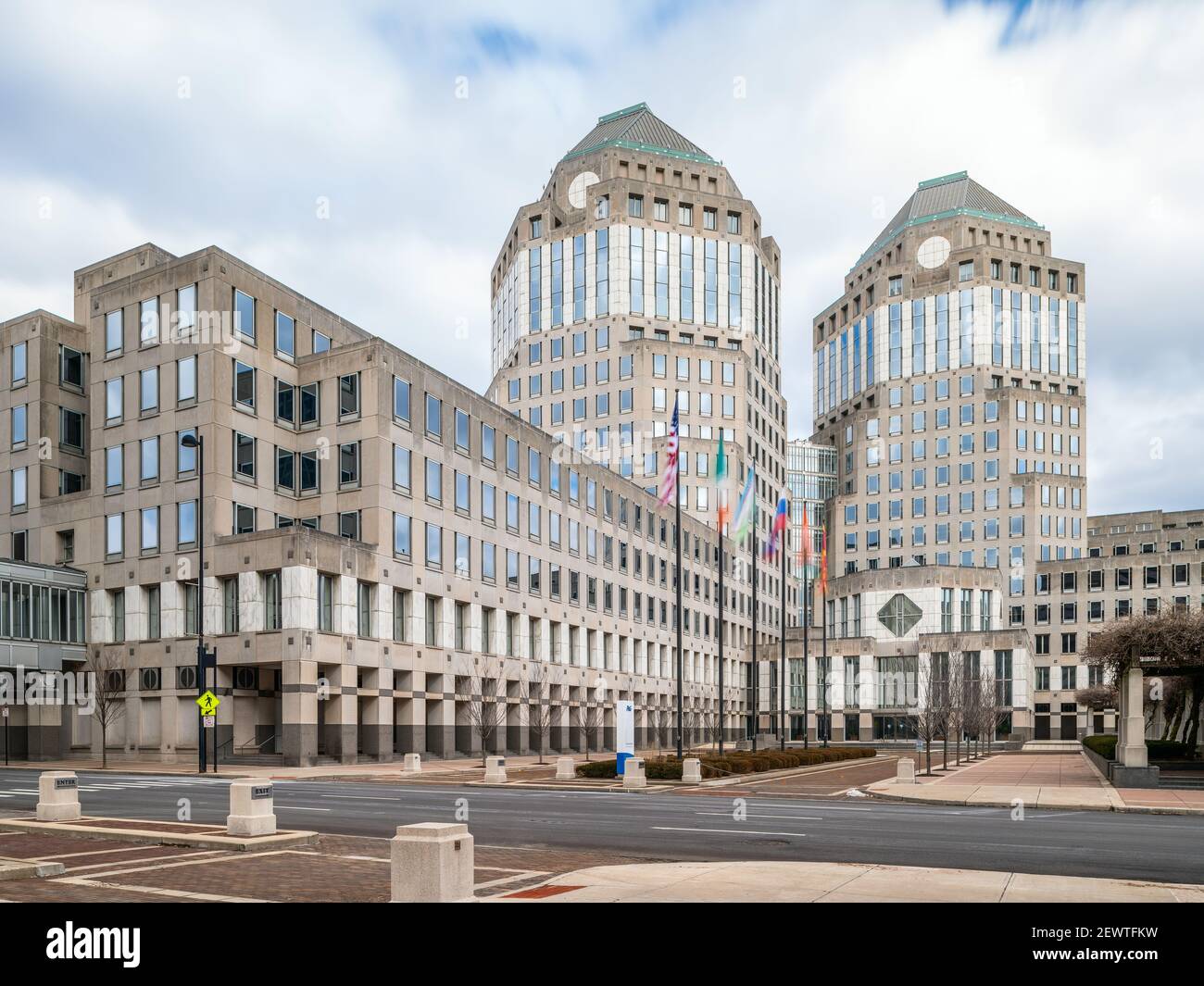 Procter and gamble building hi-res stock photography and images - Alamy
