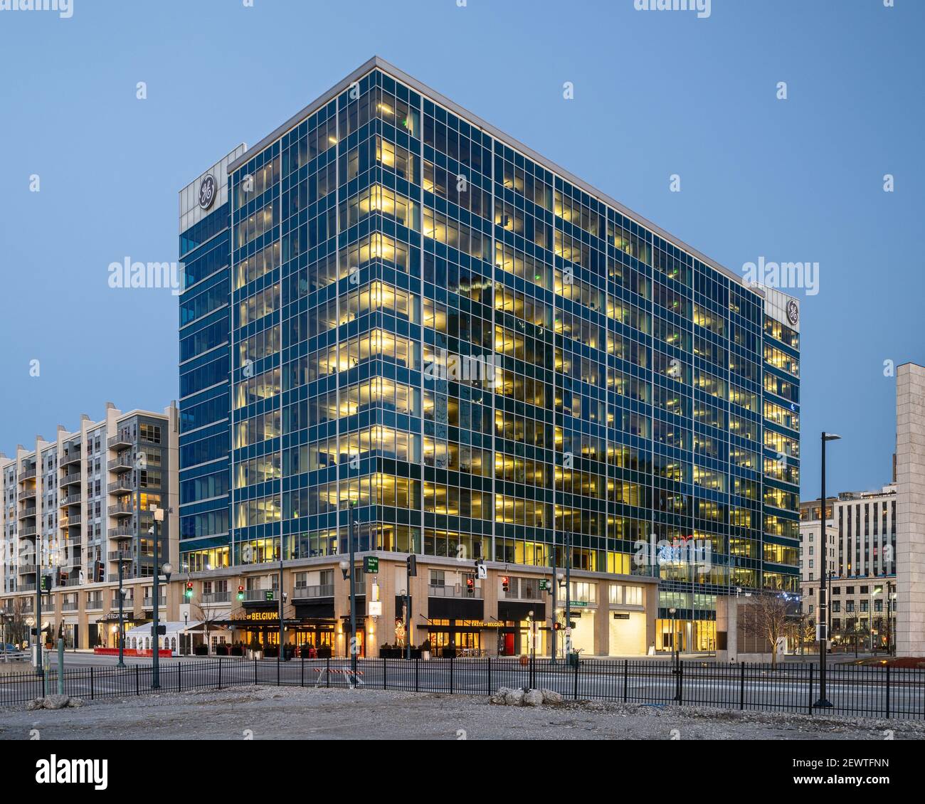 Us global operations center hi-res stock photography and images - Alamy