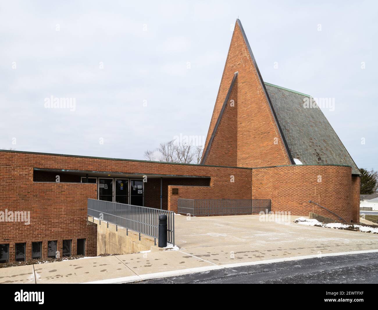 First Baptist Church, designed by Harry Weese Stock Photo - Alamy