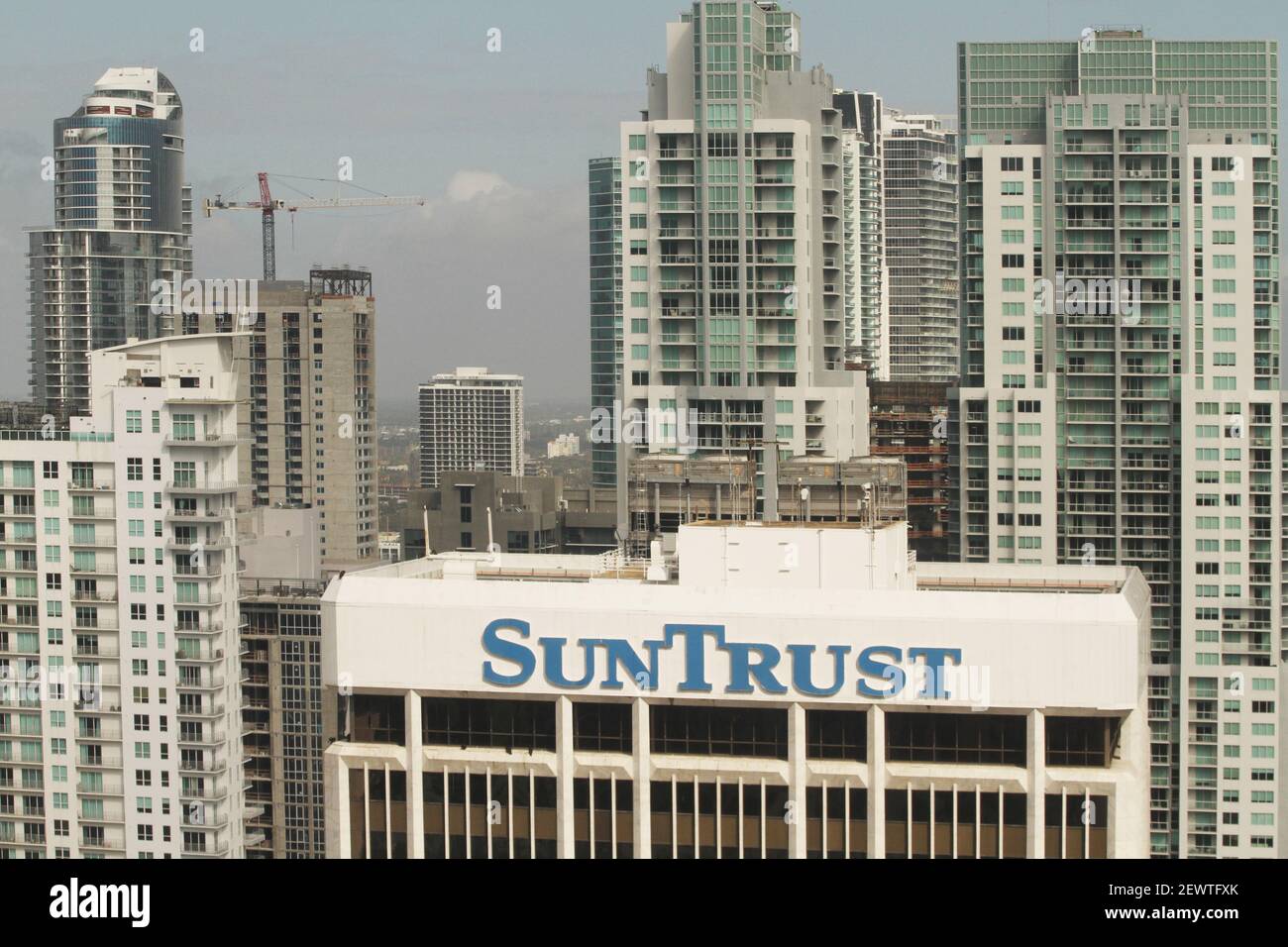 Suntrust financial center hi-res stock photography and images - Alamy