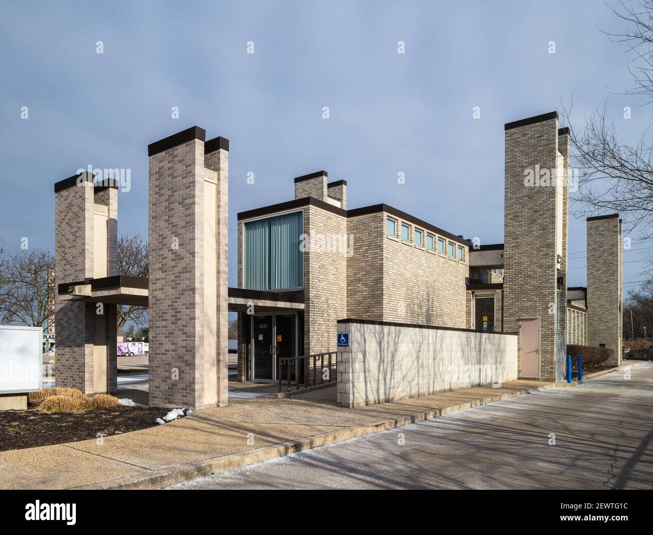 Columbus indiana architecture architect hi-res stock photography and ...
