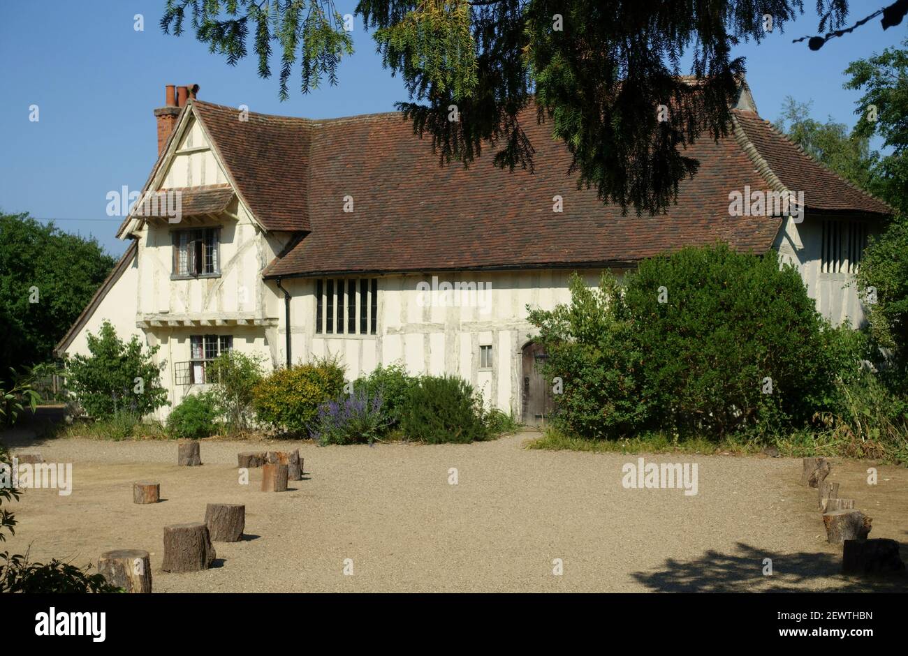 Historic buildings flatford hi-res stock photography and images - Alamy