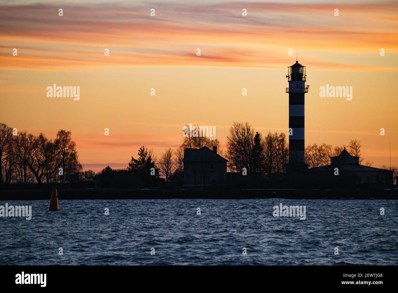 Beautiful seascape sunset lighthouse hi-res stock photography and ...