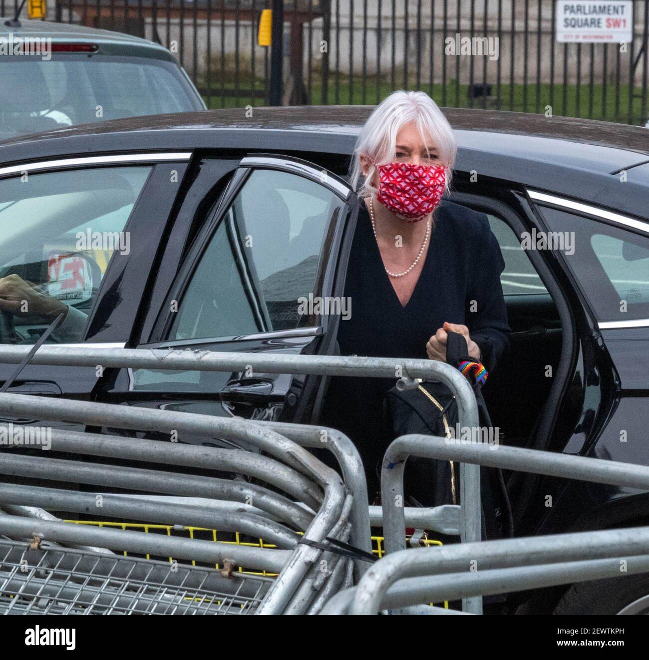 Nadine dorries mp hi-res stock photography and images - Alamy