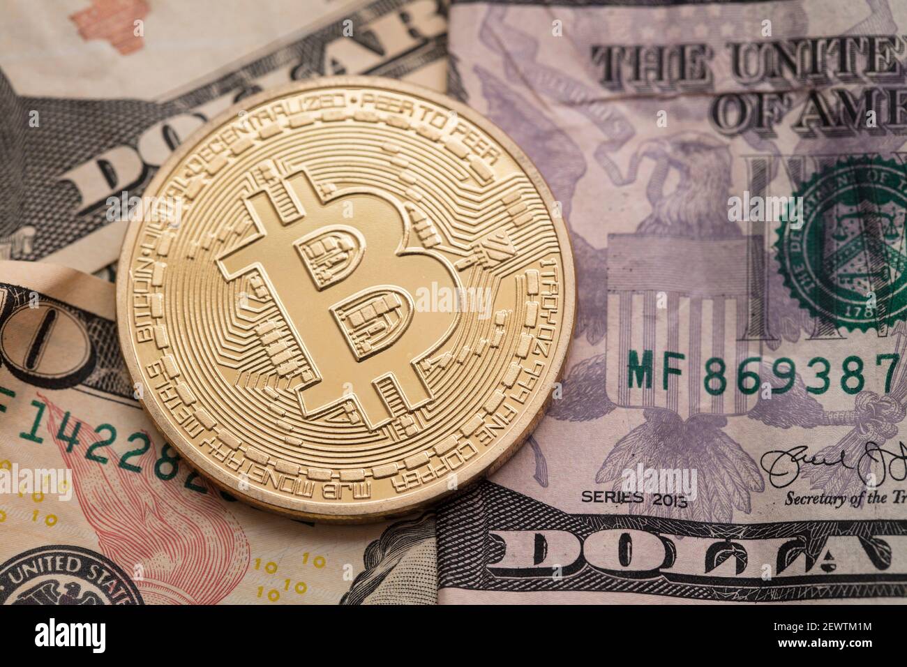 Symbol currency dollar digital hi-res stock photography and images - Alamy