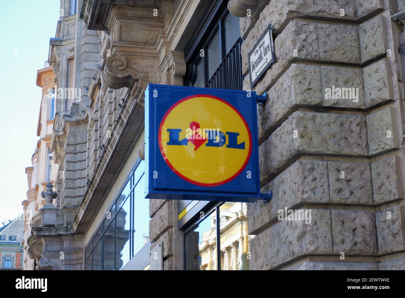 Budapest, Hungary - March 3, 2021: LIDL supermarket and logo in ...