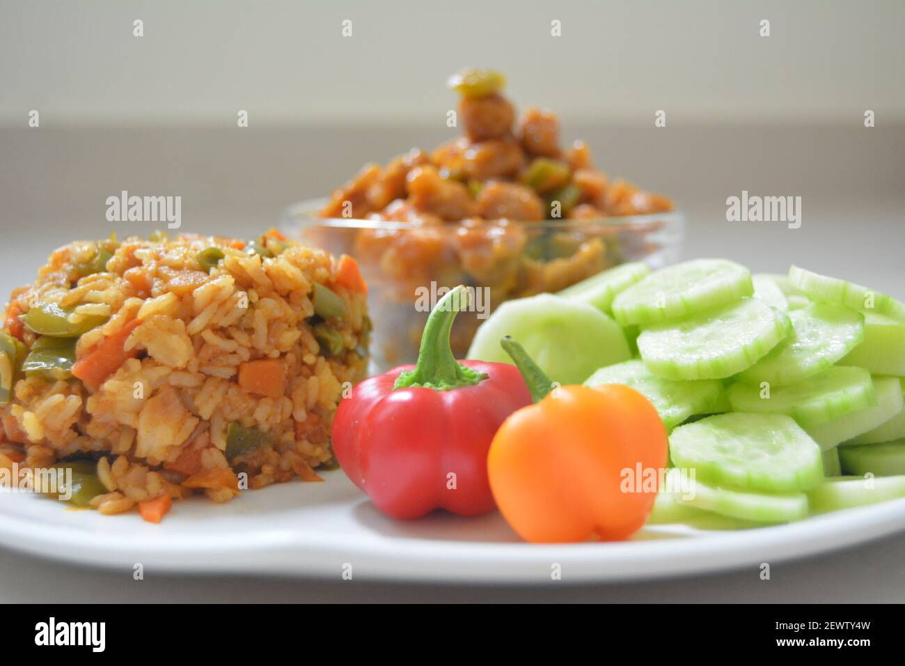 Vegetarian combo hi-res stock photography and images - Alamy