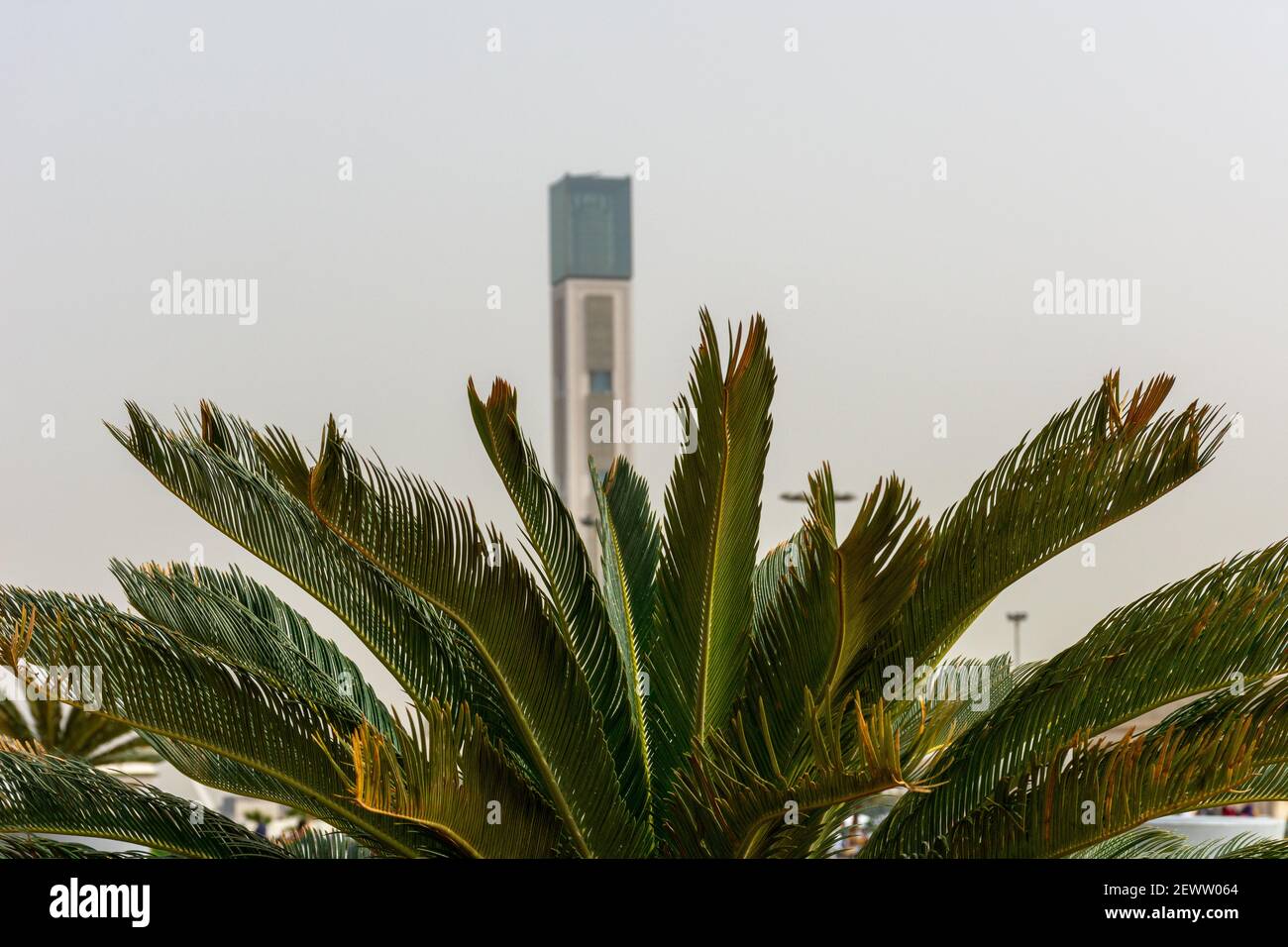 Third tallest building in the world hi-res stock photography and images ...