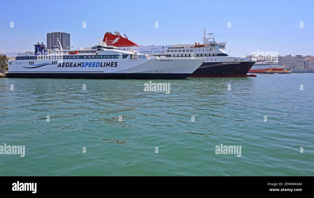 Greek cargo ships hi-res stock photography and images - Alamy