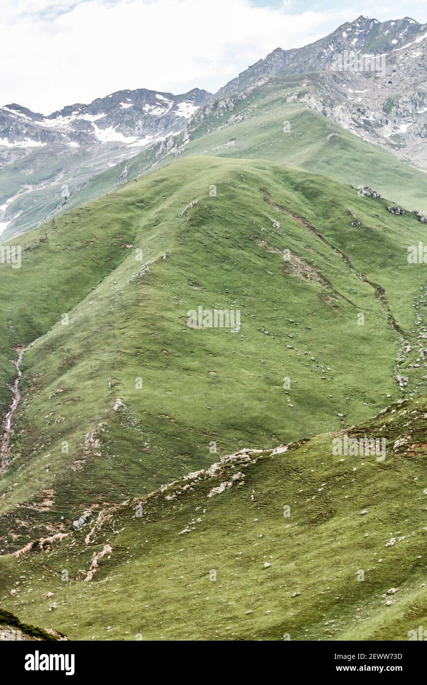Kumrat pakistan hi-res stock photography and images - Alamy