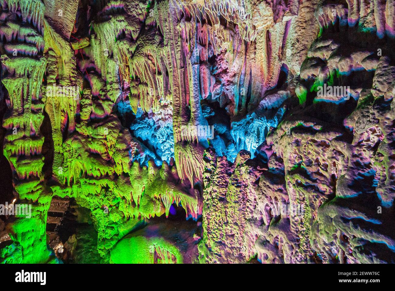 Dripping stalactite hi-res stock photography and images - Alamy