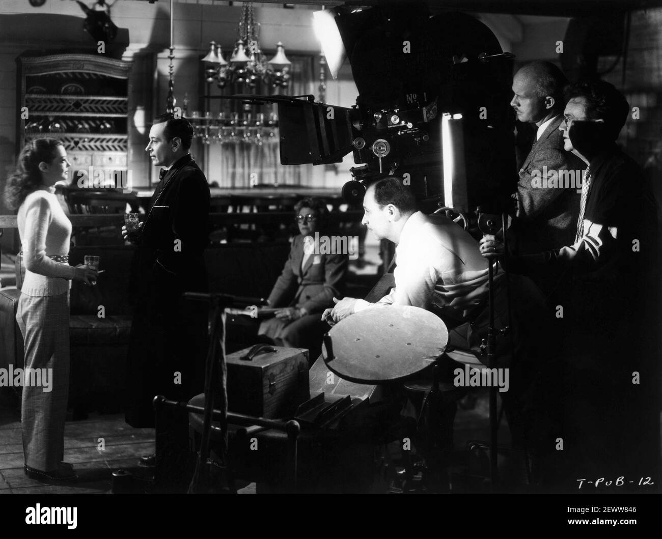 Mr ace 1946 george raft hi-res stock photography and images - Alamy