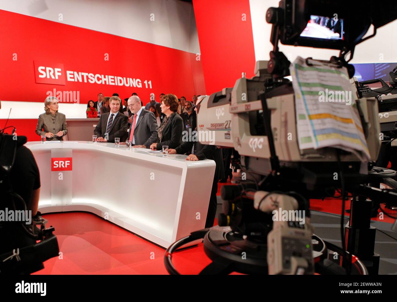 Fernsehstudio High Resolution Stock Photography and Images - Alamy