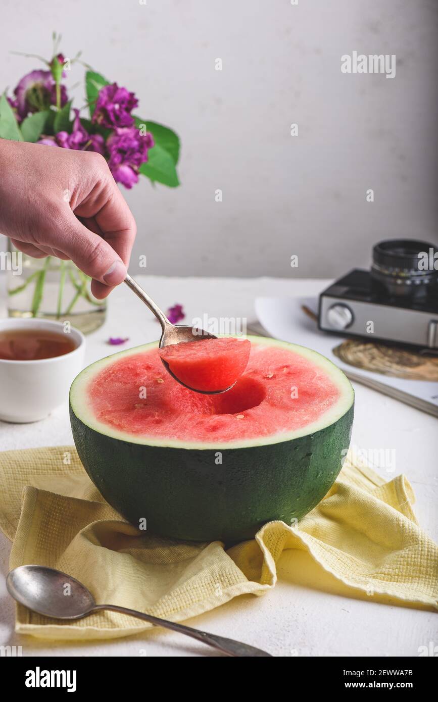 Watermelon roses hi-res stock photography and images - Alamy