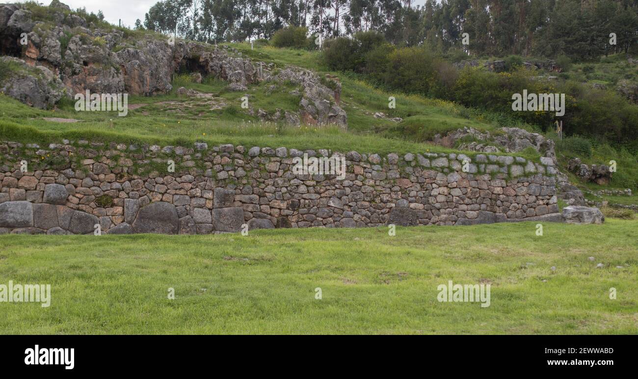 Inka stone wall design hi-res stock photography and images - Alamy